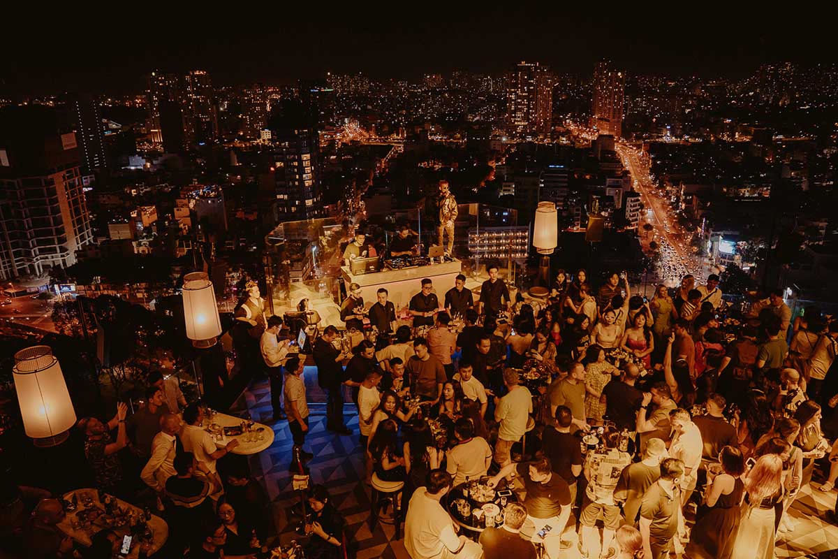 The 5 Best Bars in Ho Chi Minh City: Cheers to the Night