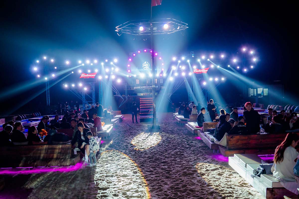 Best Halong Bars: Experience The Vibrant Nightlife