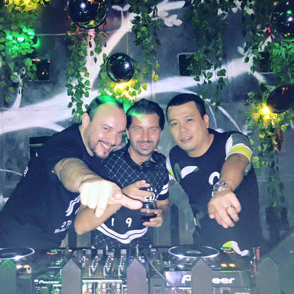 The 5 Best Bars in Hanoi: Unwind and Sip in Style