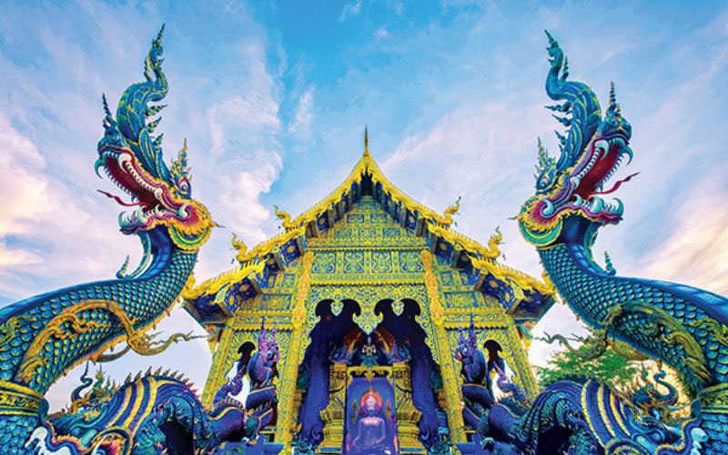 Explore Blue Temple Thailand - Chiang Rai Wat Rong Suea Ten