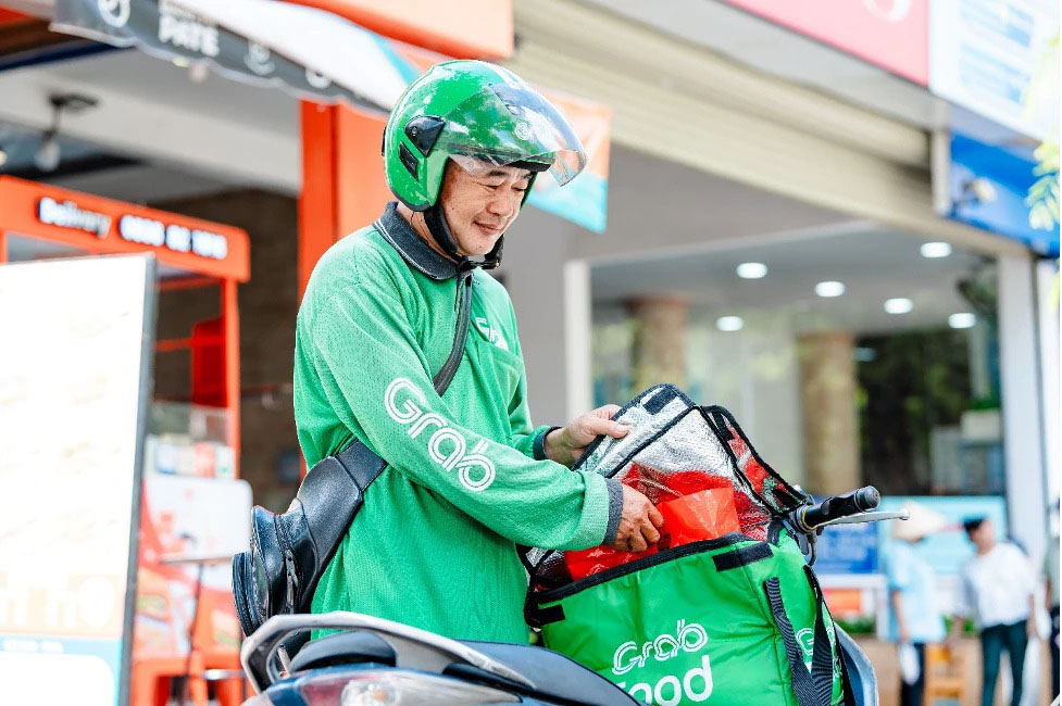 Grab in Vietnam: Essentials Information & Guide