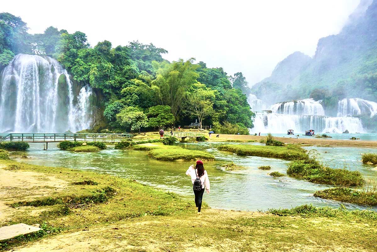 Ban Gioc Waterfall: How To Get To & Day Trip Suggestions